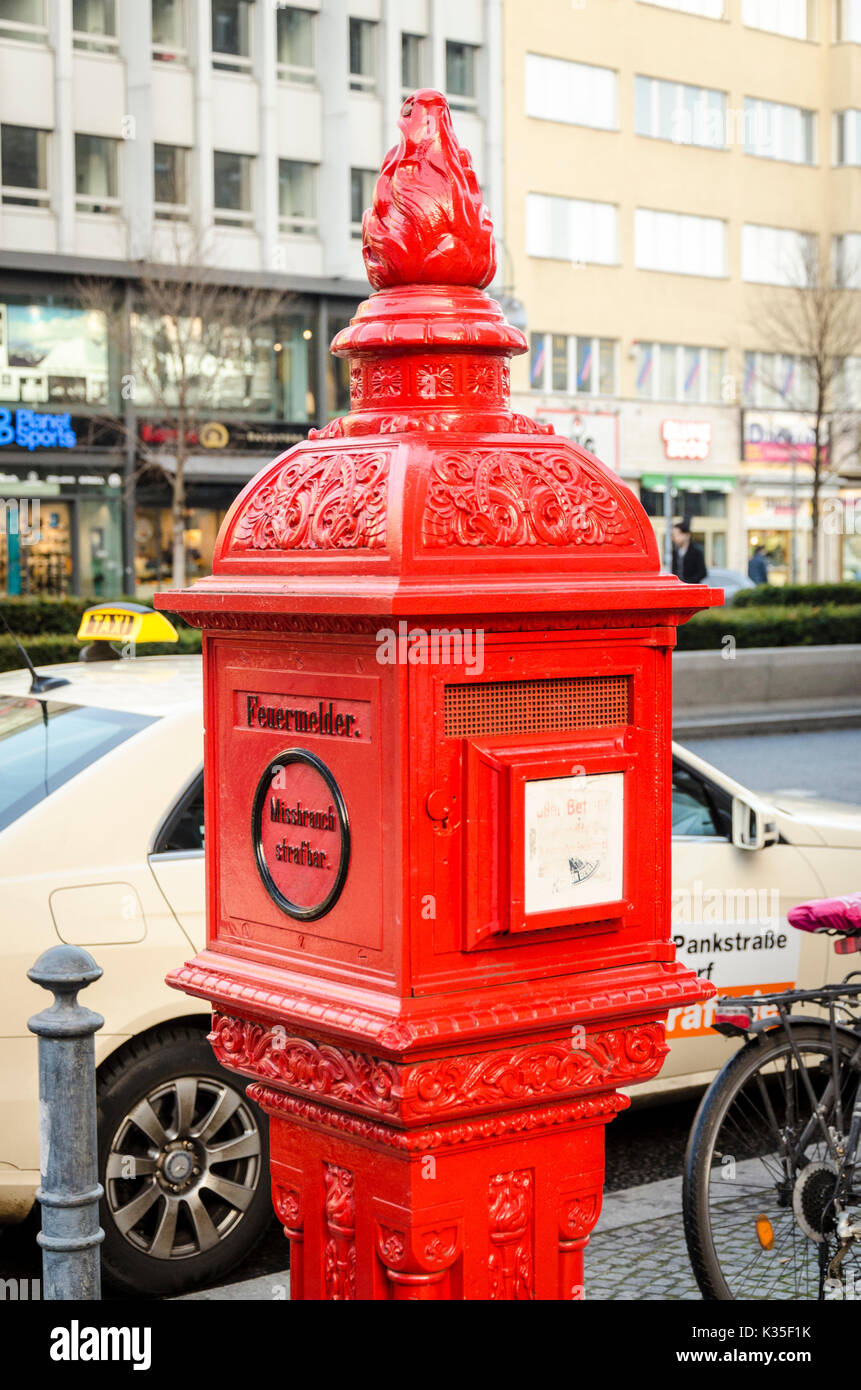 Feuermelder hi-res stock photography and images - Alamy