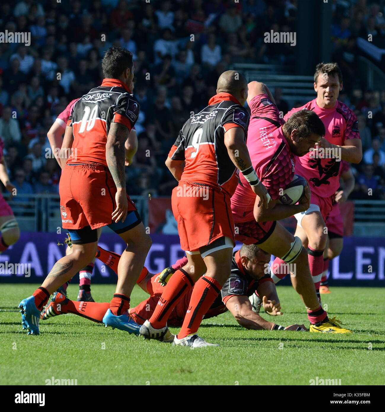 Lou rugby hi-res stock photography and images - Alamy