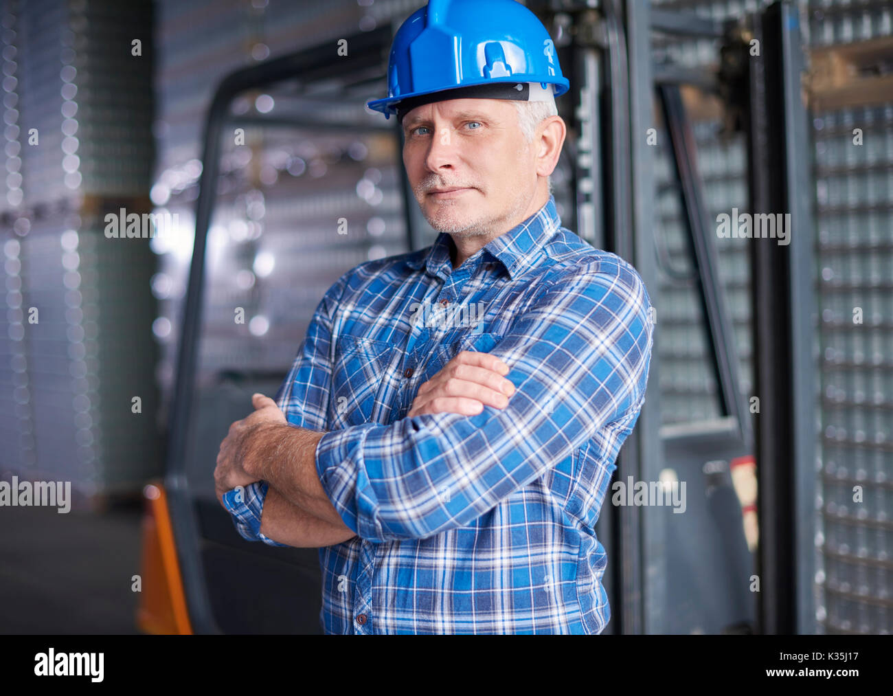 Serious man looking package hi-res stock photography and images - Alamy