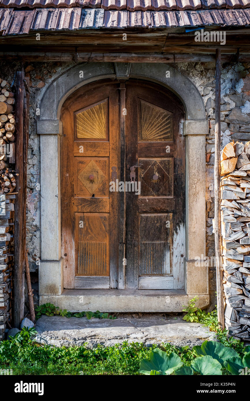Old farmhouse door Stock Photo - Alamy