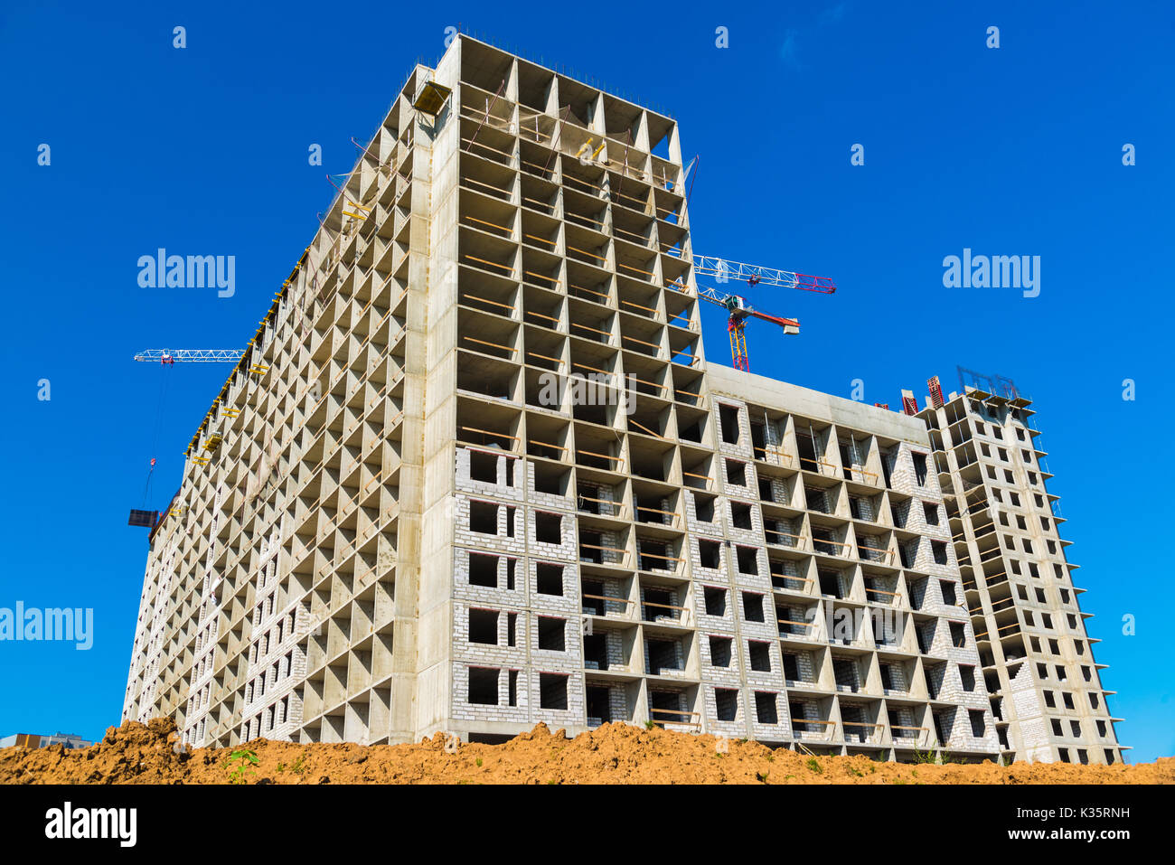 Edifice construction modern hi-res stock photography and images - Alamy