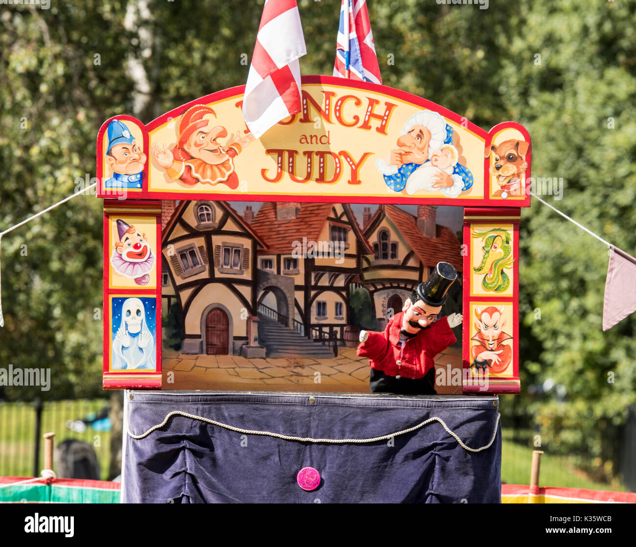 a traditional Punch and Judy show by David Wilde in an English park in ...