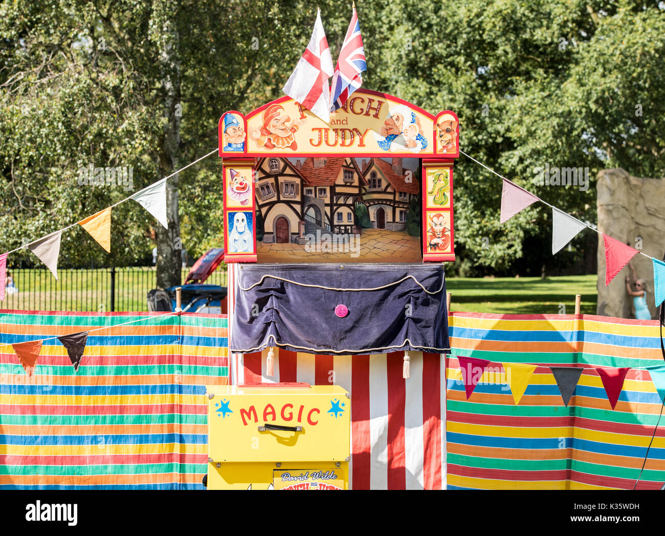 Victorian punch and judy show hi-res stock photography and images - Alamy