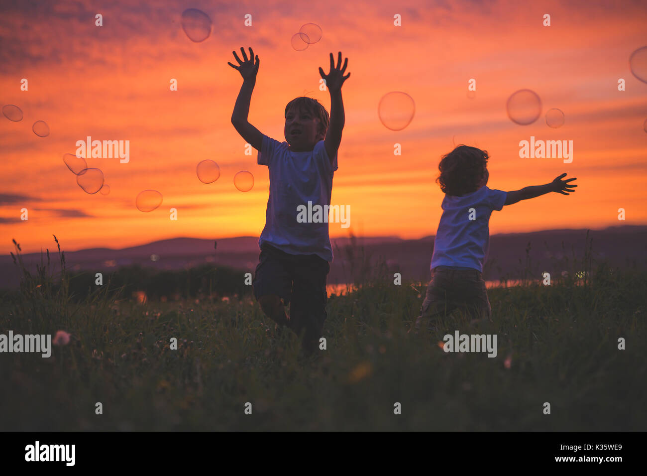 Bubbles outside hi-res stock photography and images - Alamy