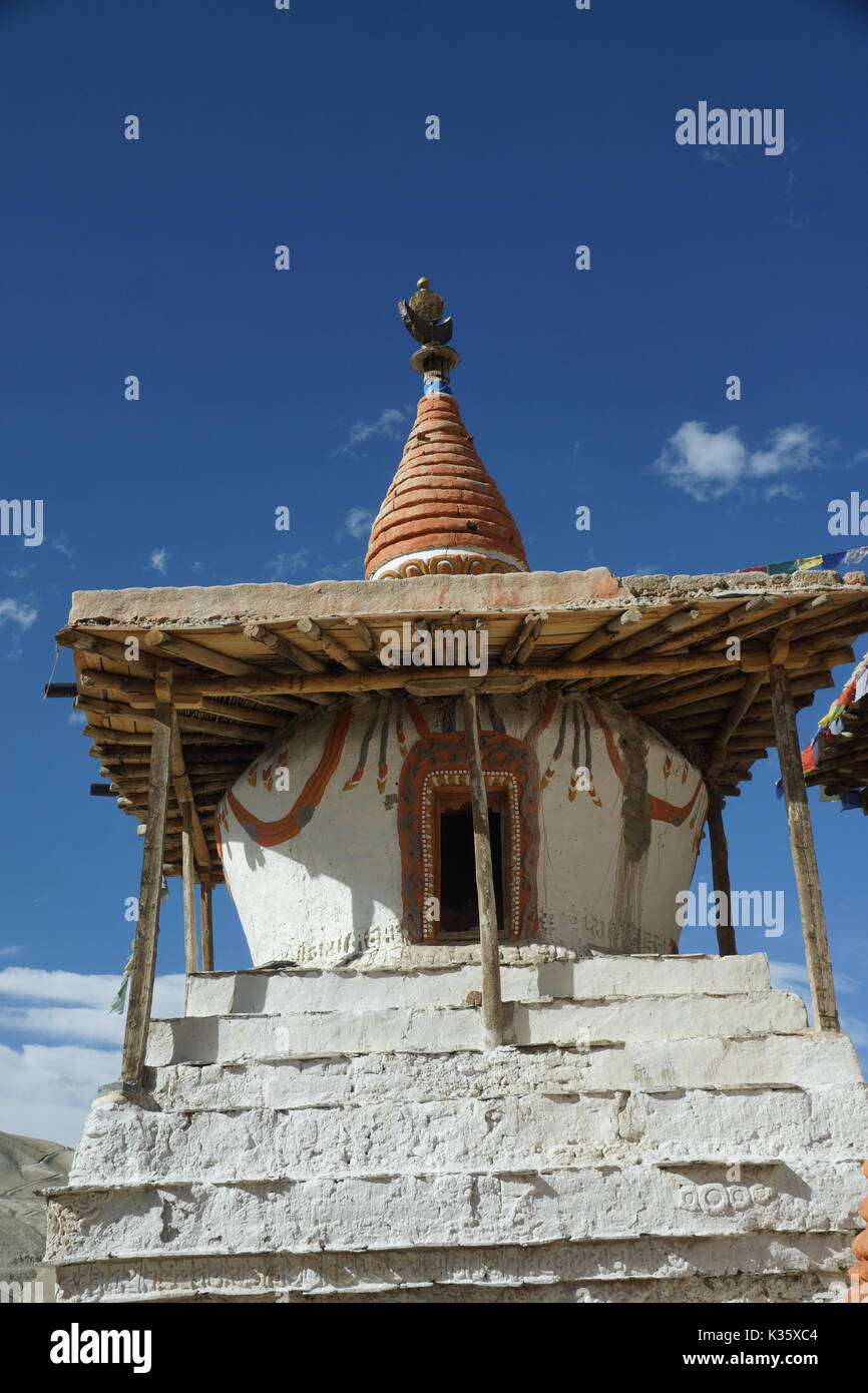 Buddhist Chorten in Lo Manthang, Upper Mustang, Nepal Stock Photo - Alamy
