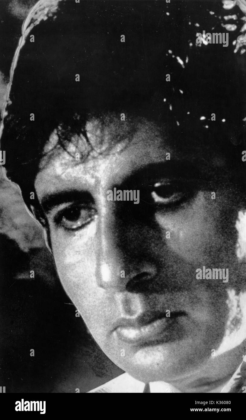 Amitabh Bachchan Deewar Wallpapers