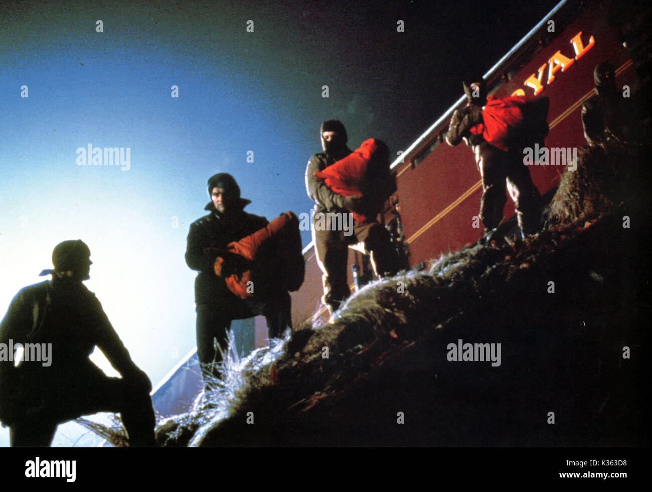 BUSTER RE-ENACTMENT OF THE GREAT TRAIN ROBBERY Stock Photo - Alamy