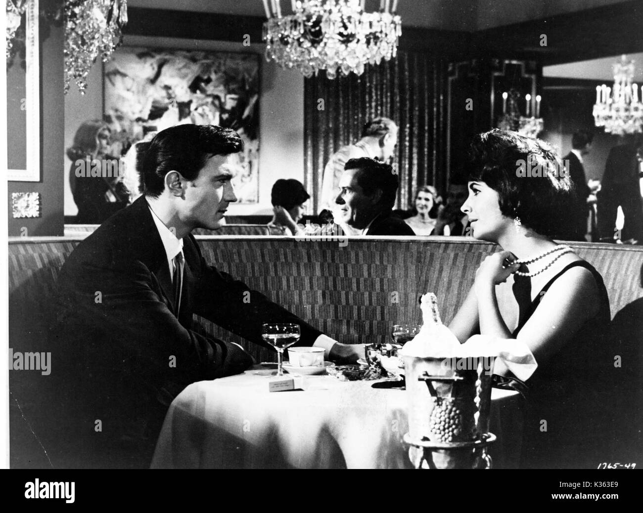 Elizabeth taylor butterfield 8 hi-res stock photography and images - Alamy