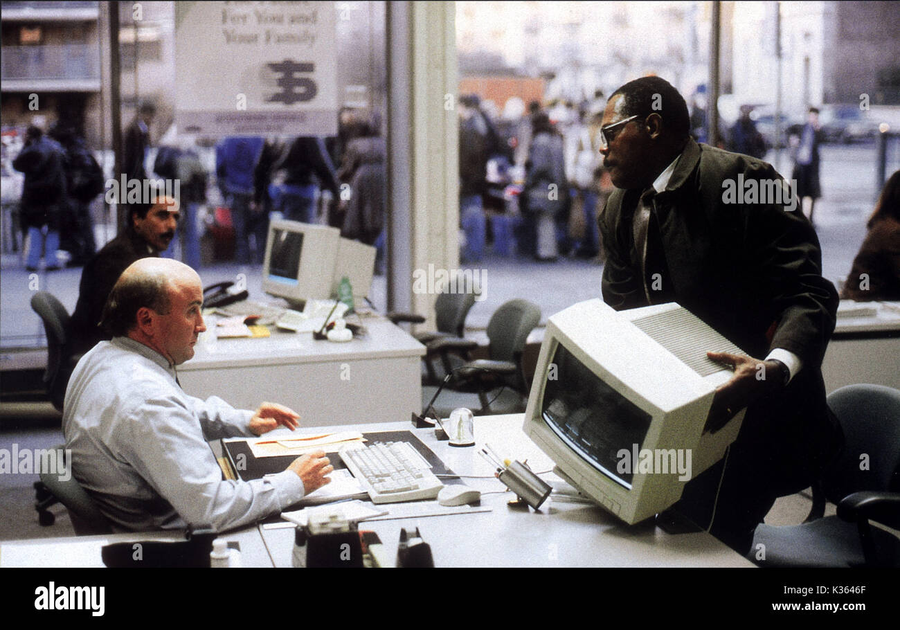 CHANGING LANES SAMUEL L JACKSON right Date: 2002 Stock Photo - Alamy