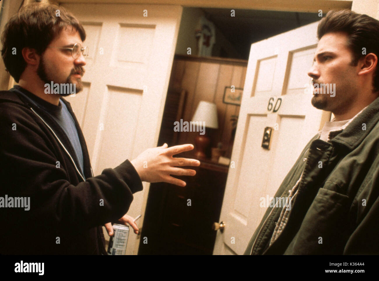 CHASING AMY KEVIN SMITH director, BEN AFFLECK Date: 1997 Stock Photo ...