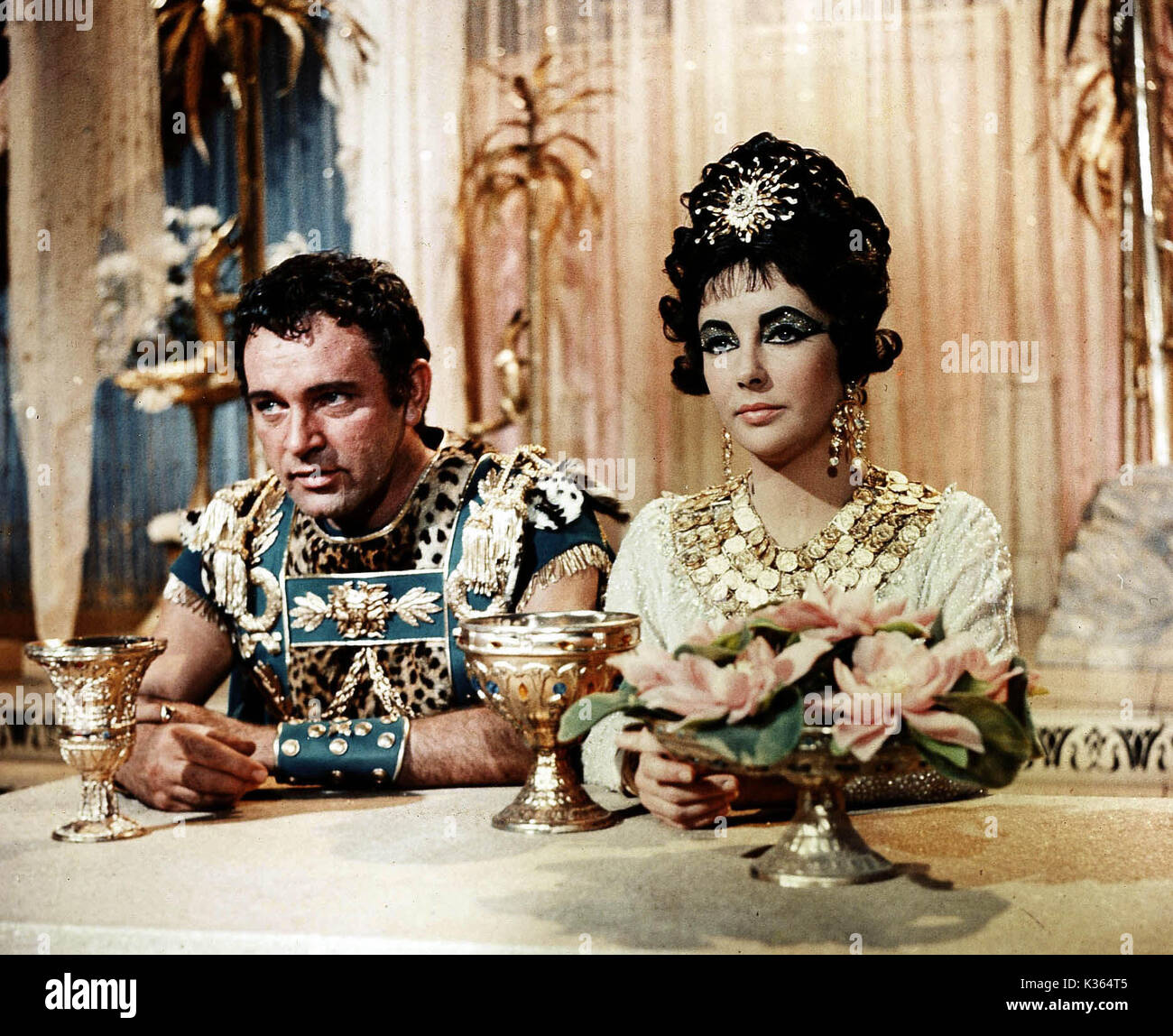 CLEOPATRA RICHARD BURTON AND ELIZABETH TAYLOR A TWENTIETH CENTURY FOX ...