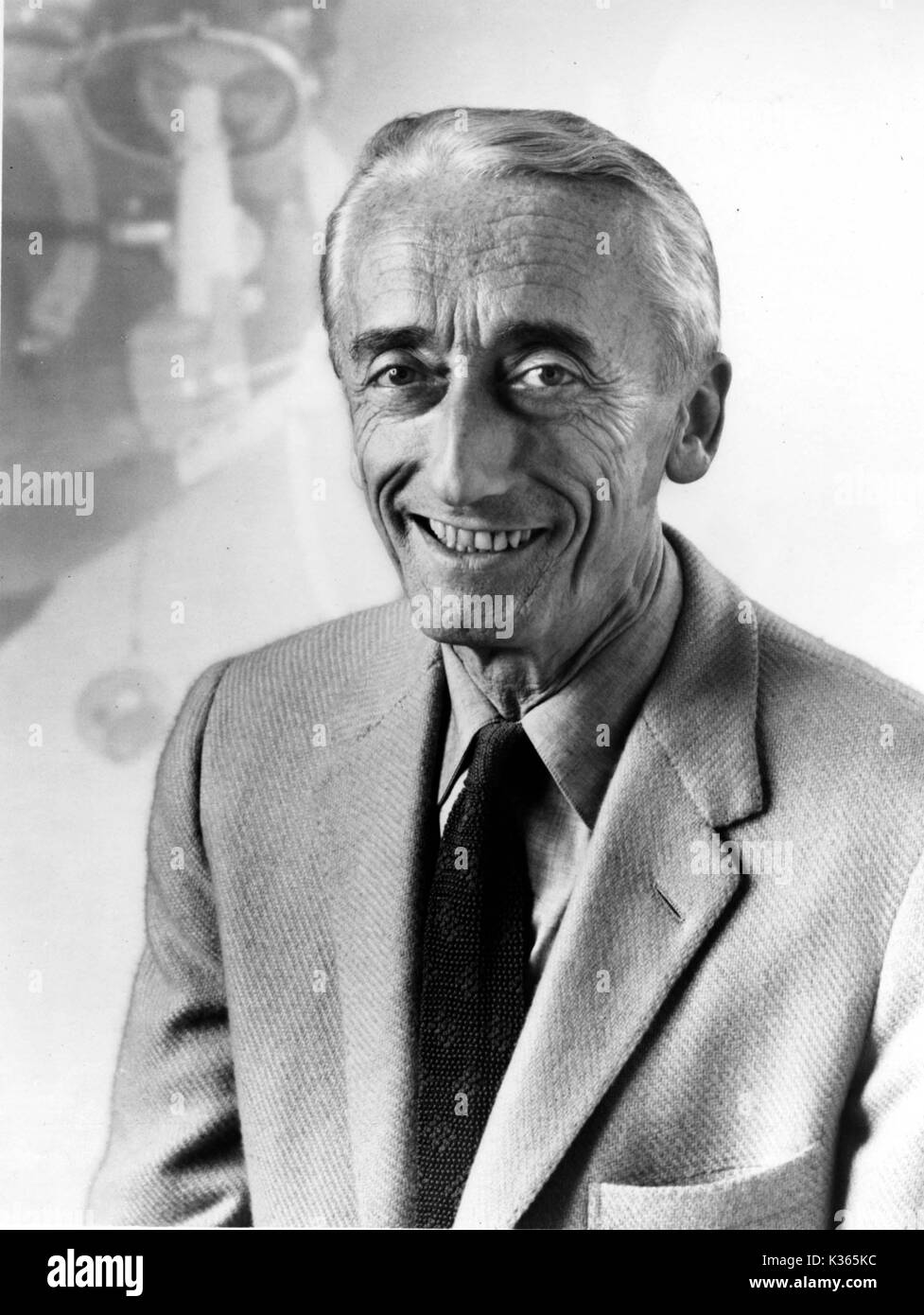 THE UNDERSEA WORLD OF JACQUES COUSTEAU JACQUES-YVES COUSTEAU PICTURE ...