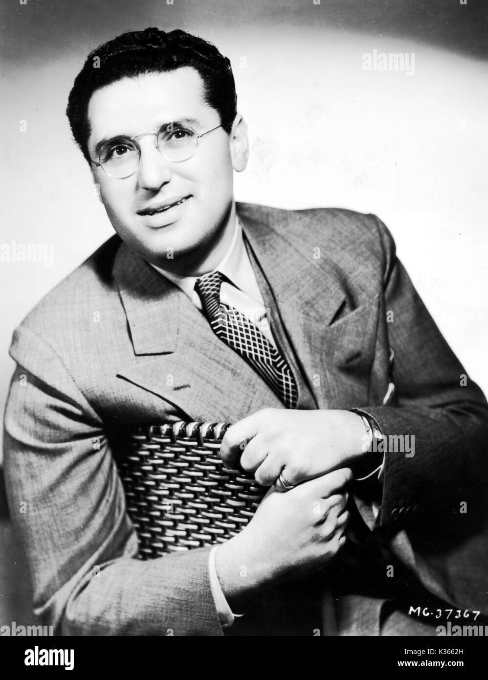 DIRECTOR GEORGE CUKOR AGED 35 IN 1934 Stock Photo - Alamy