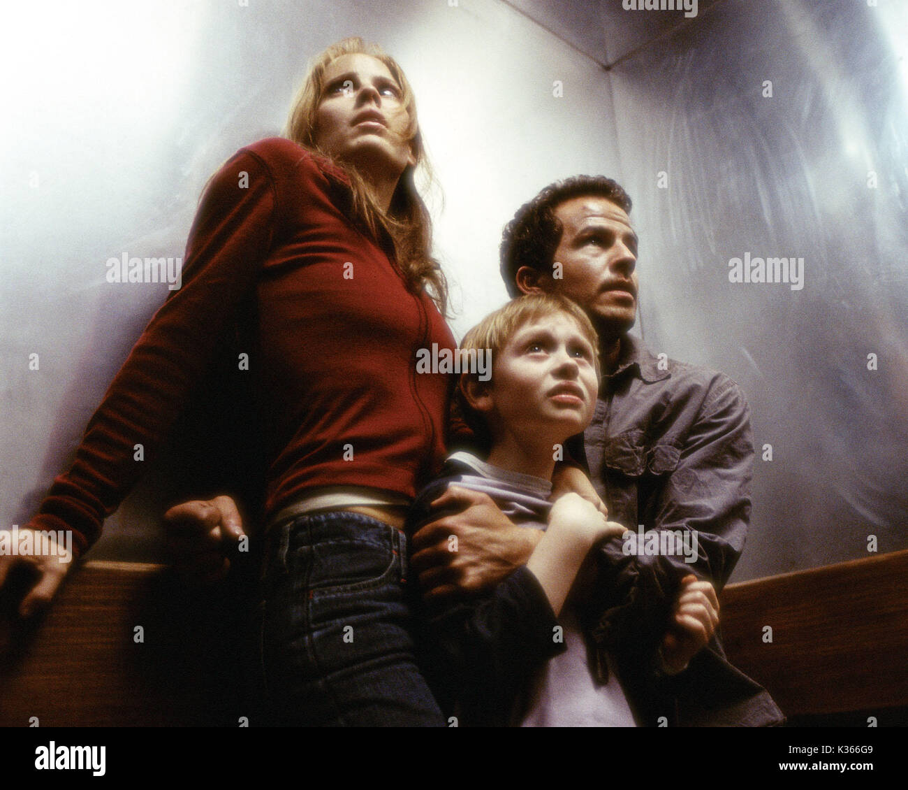 Emma caulfield hi-res stock photography and images - Alamy