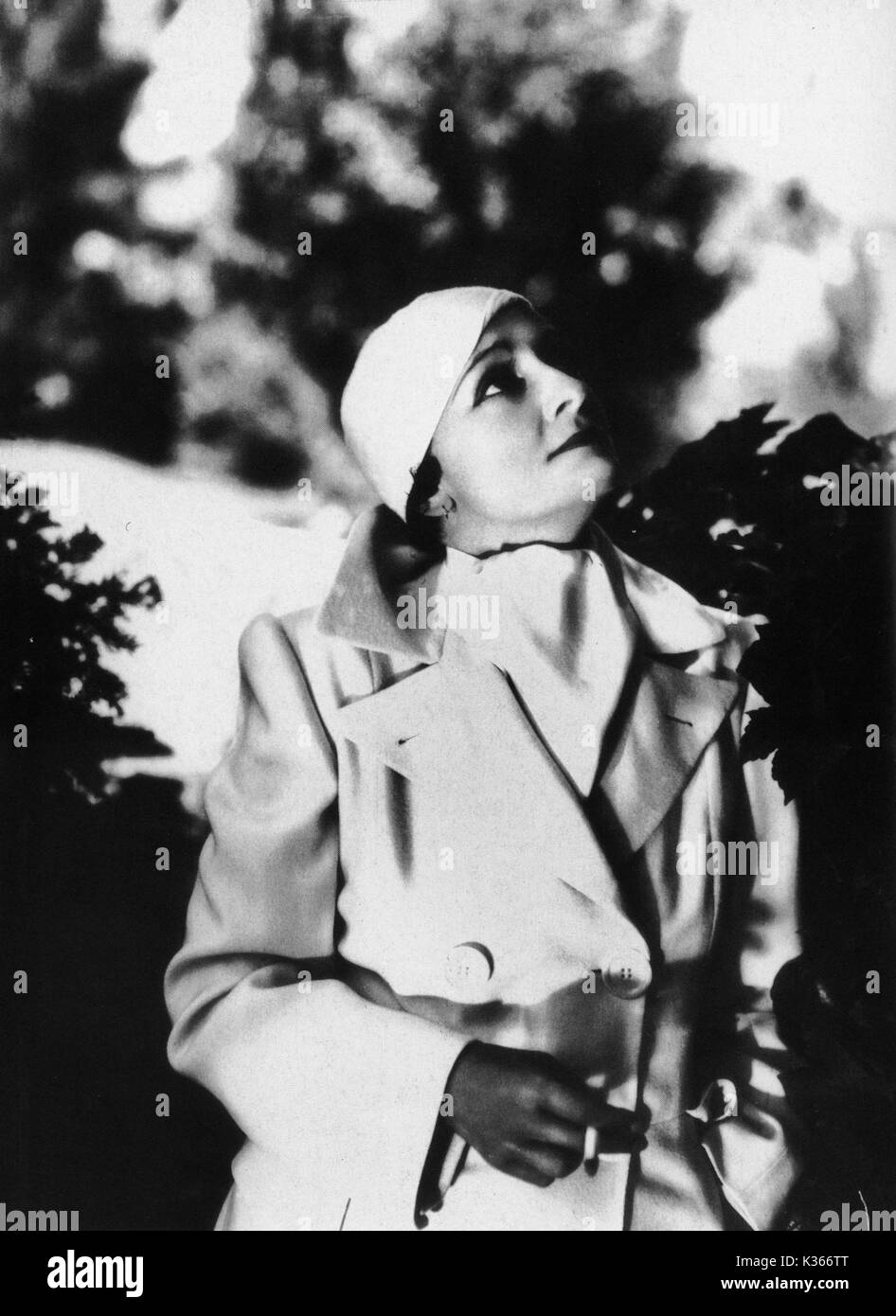 Mercedes de acosta hi-res stock photography and images - Alamy