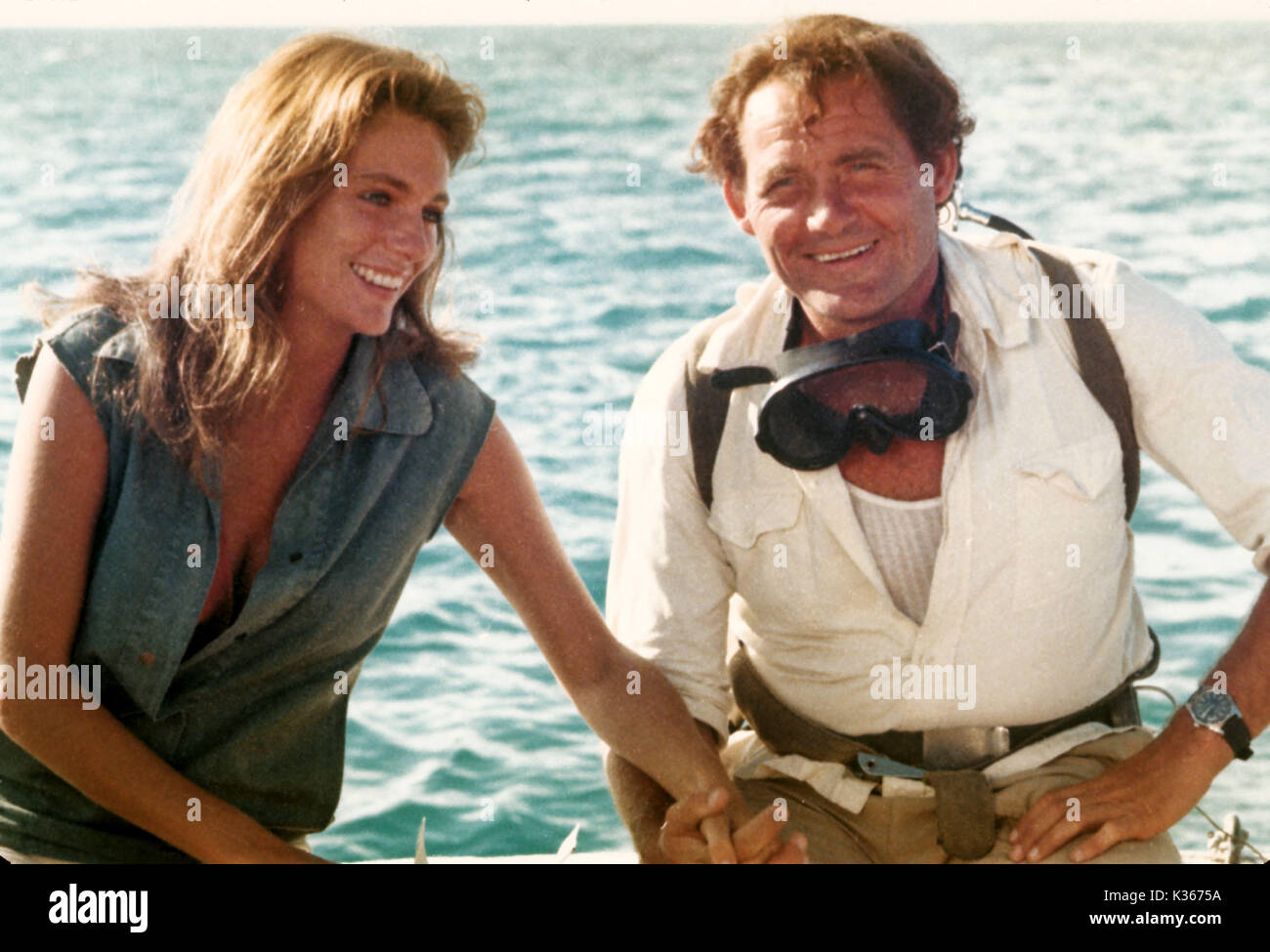 THE DEEP JACQUELINE BISSET, ROBERT SHAW Picture from the Ronald Grant ... THE DEEP JACQUELINE BISSET, ROBERT SHAW Picture from the Ronald Grant ...
