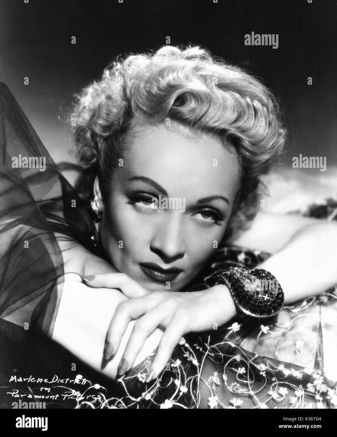 Marlene dietrich marlene dietrich marlène hi-res stock photography and ...
