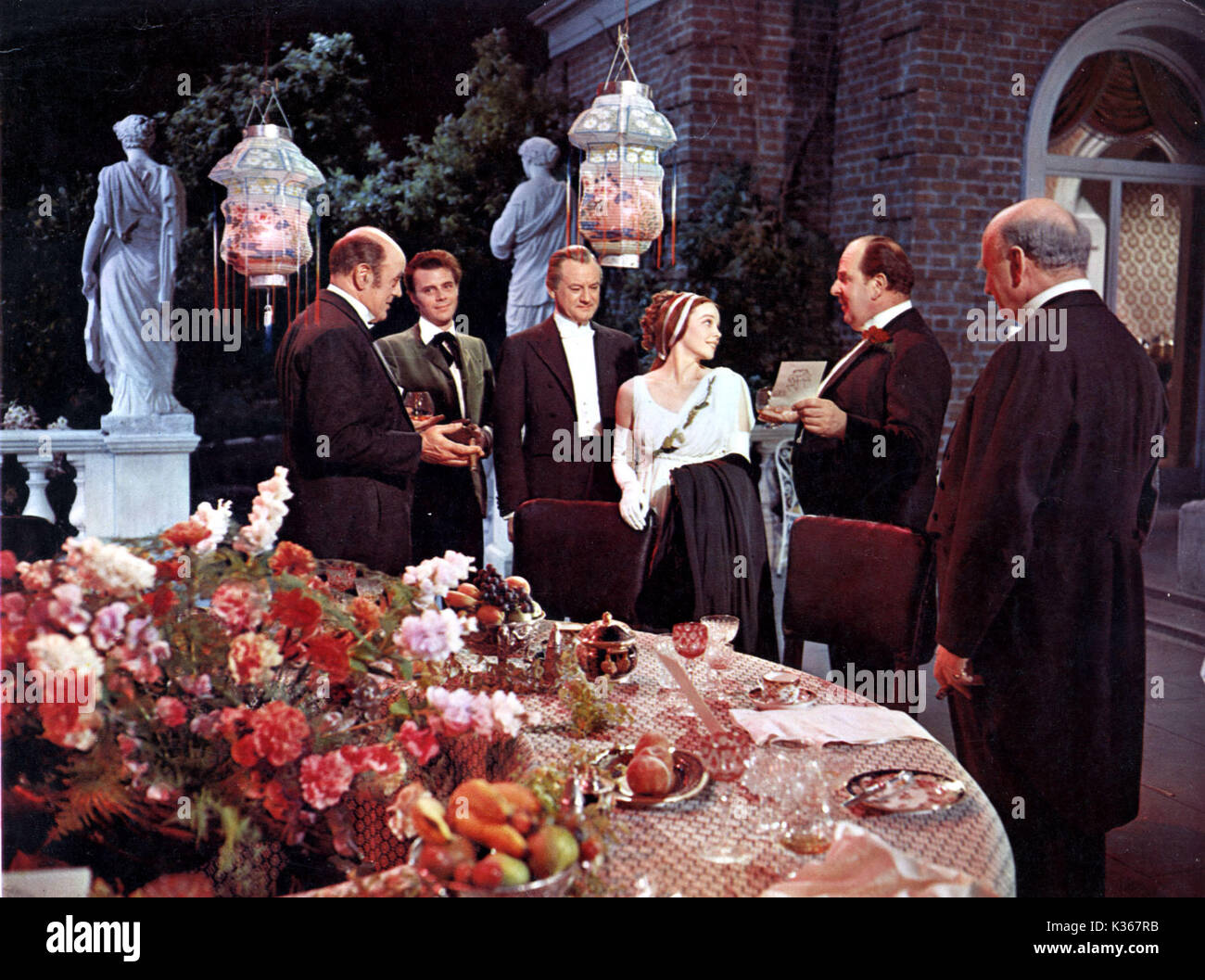 Robert morley doctor hi-res stock photography and images - Alamy