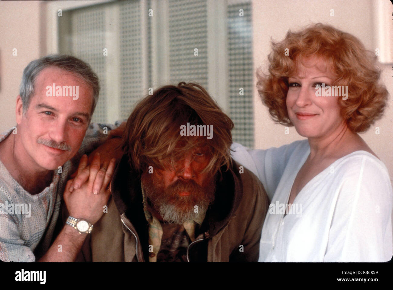 DOWN AND OUT IN BEVERLY HILLS RICHARD DREYFUSS, NICK NOLTE, BETTE ...