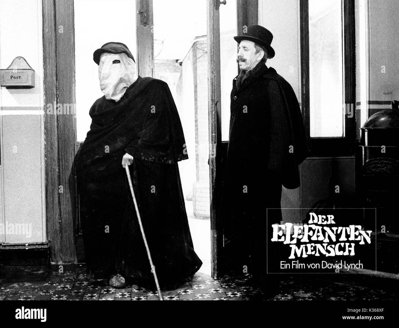 THE ELEPHANT MAN L-R, JOHN HURT Stock Photo - Alamy
