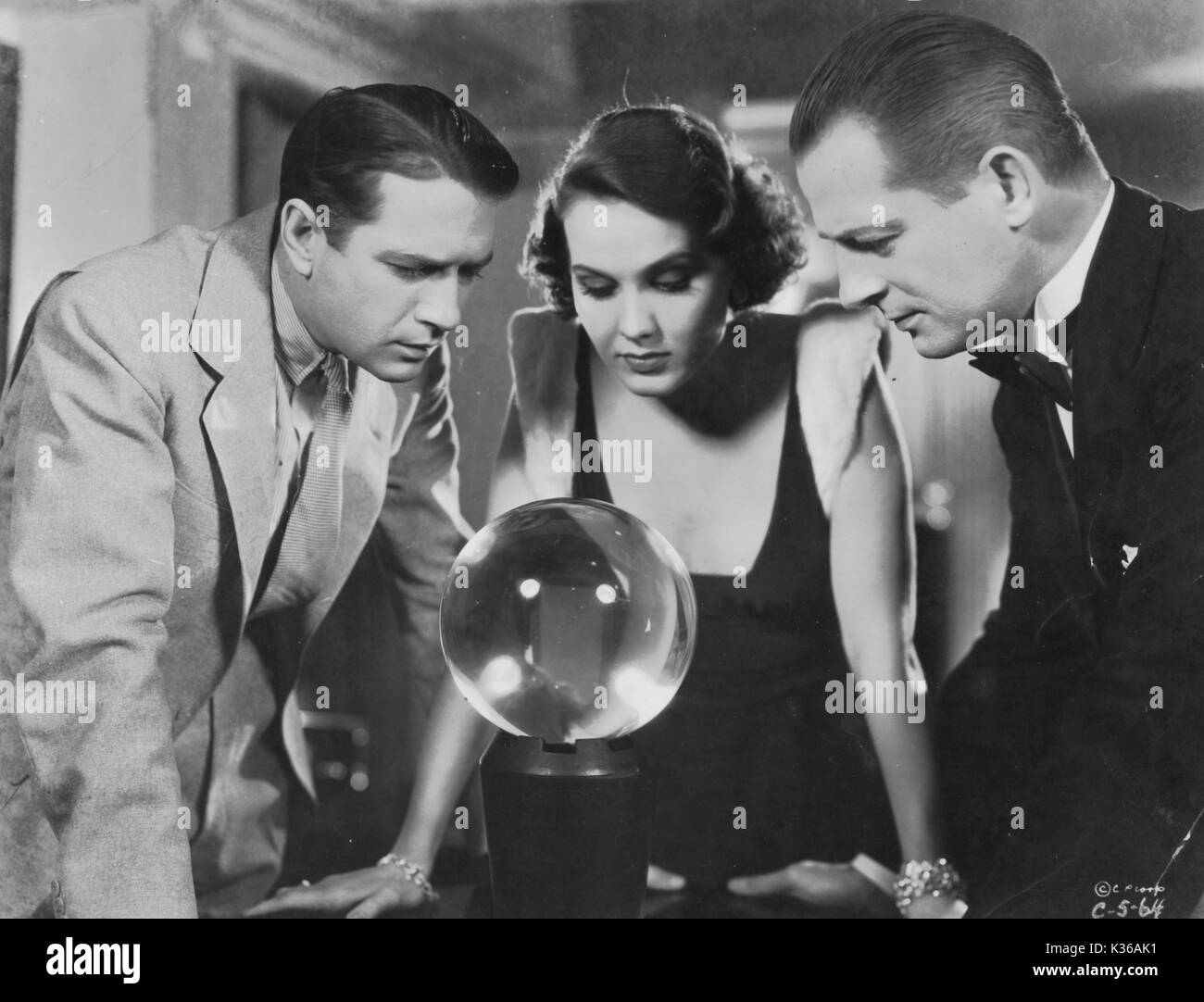FOG L-R, DONALD COOK, MARY BRIAN, REGINALD DENNY CRYSTAL BALL FOG L-R ...