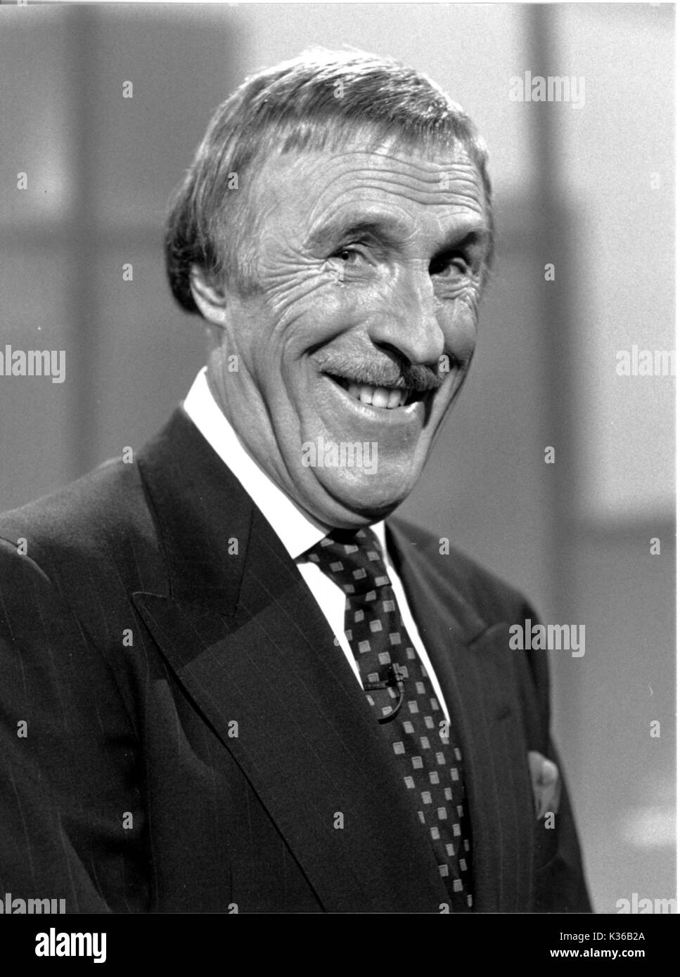 Bruce forsyth hi-res stock photography and images - Alamy
