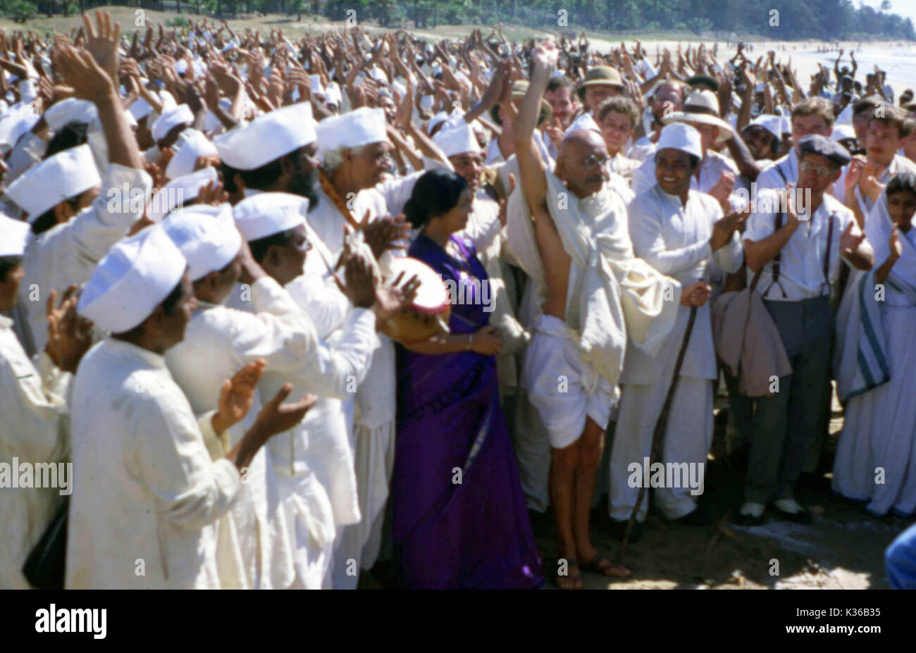 GANDHI BEN KINGSLEY GANDHI Date: 1982 Stock Photo - Alamy