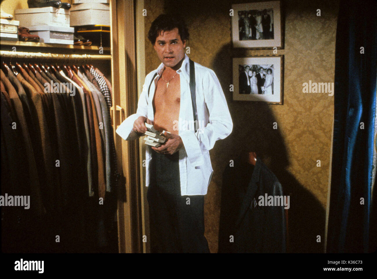 Ray liotta goodfellas 1990 hi-res stock photography and images - Alamy