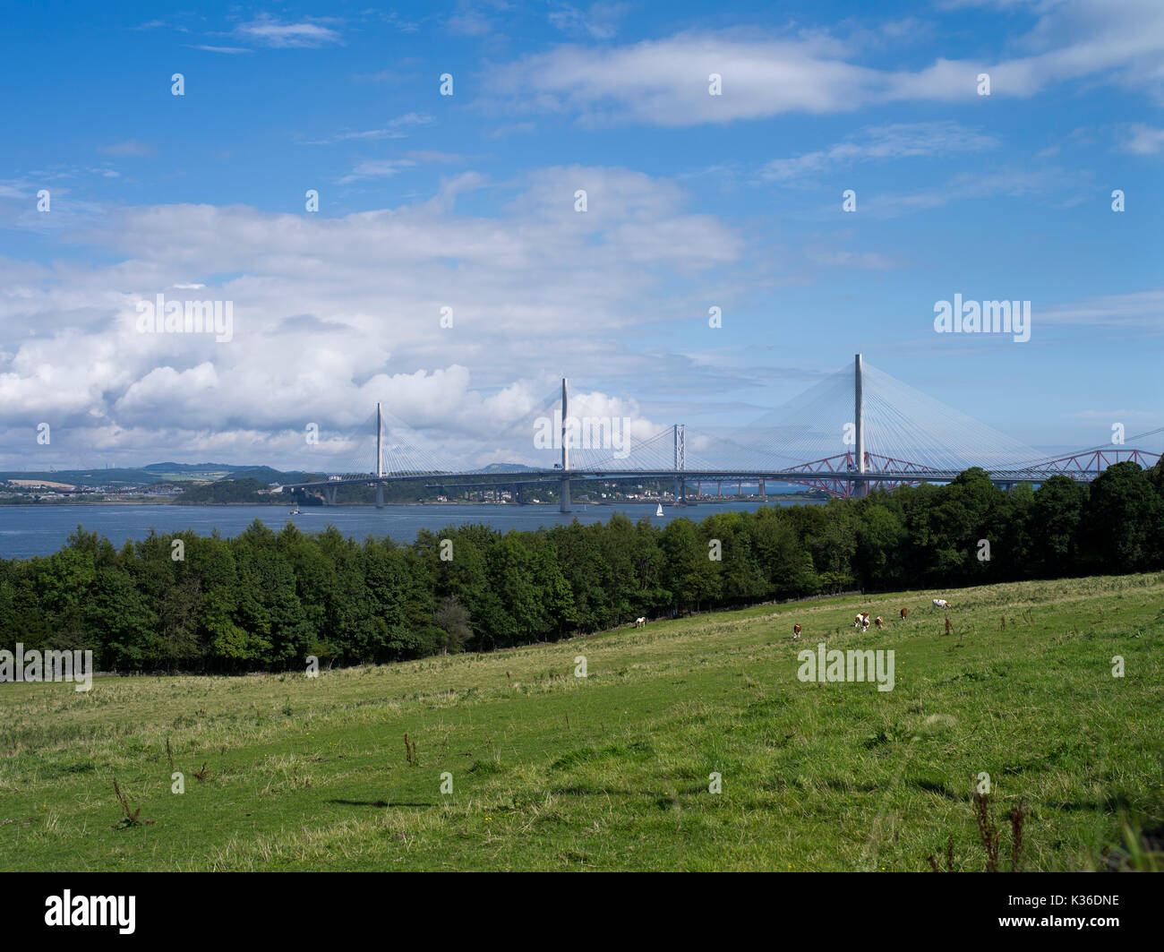 Forth roadbridge hi-res stock photography and images - Alamy