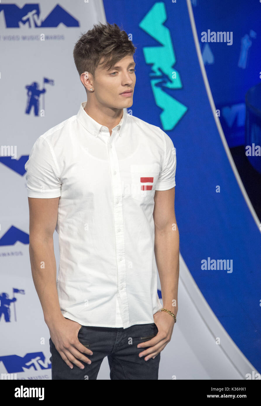 2017 matt rife hi-res stock photography and images - Alamy