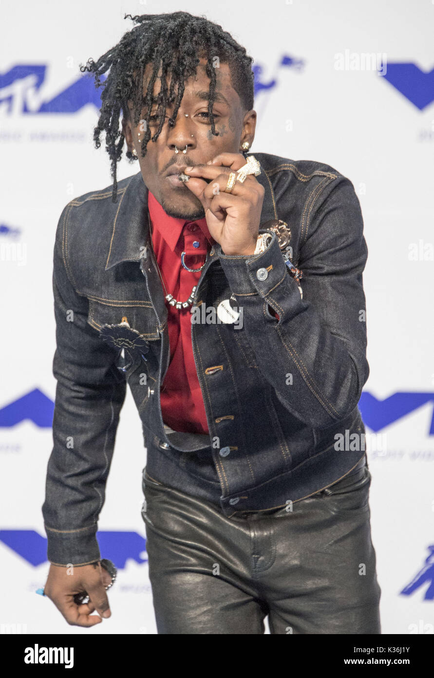 Lil uzi red carpet hi-res stock photography and images - Alamy