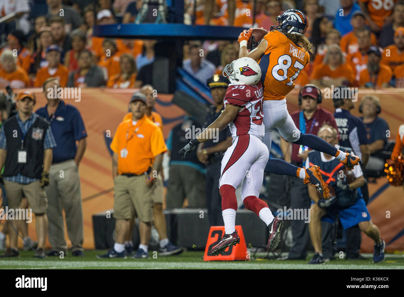 Jordan taylor nfl hi-res stock photography and images - Alamy