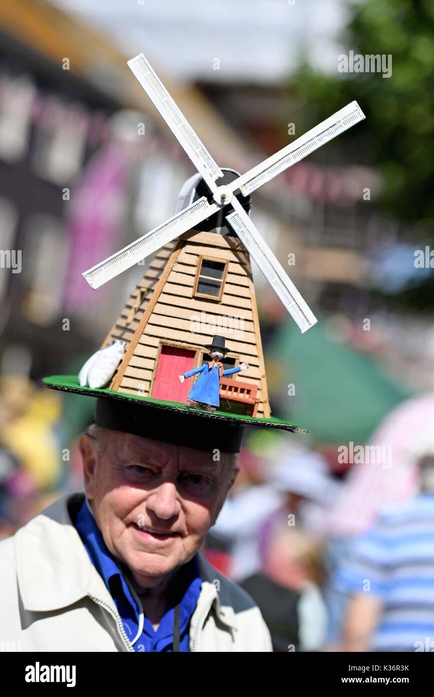 Windy miller hi-res stock photography and images - Alamy