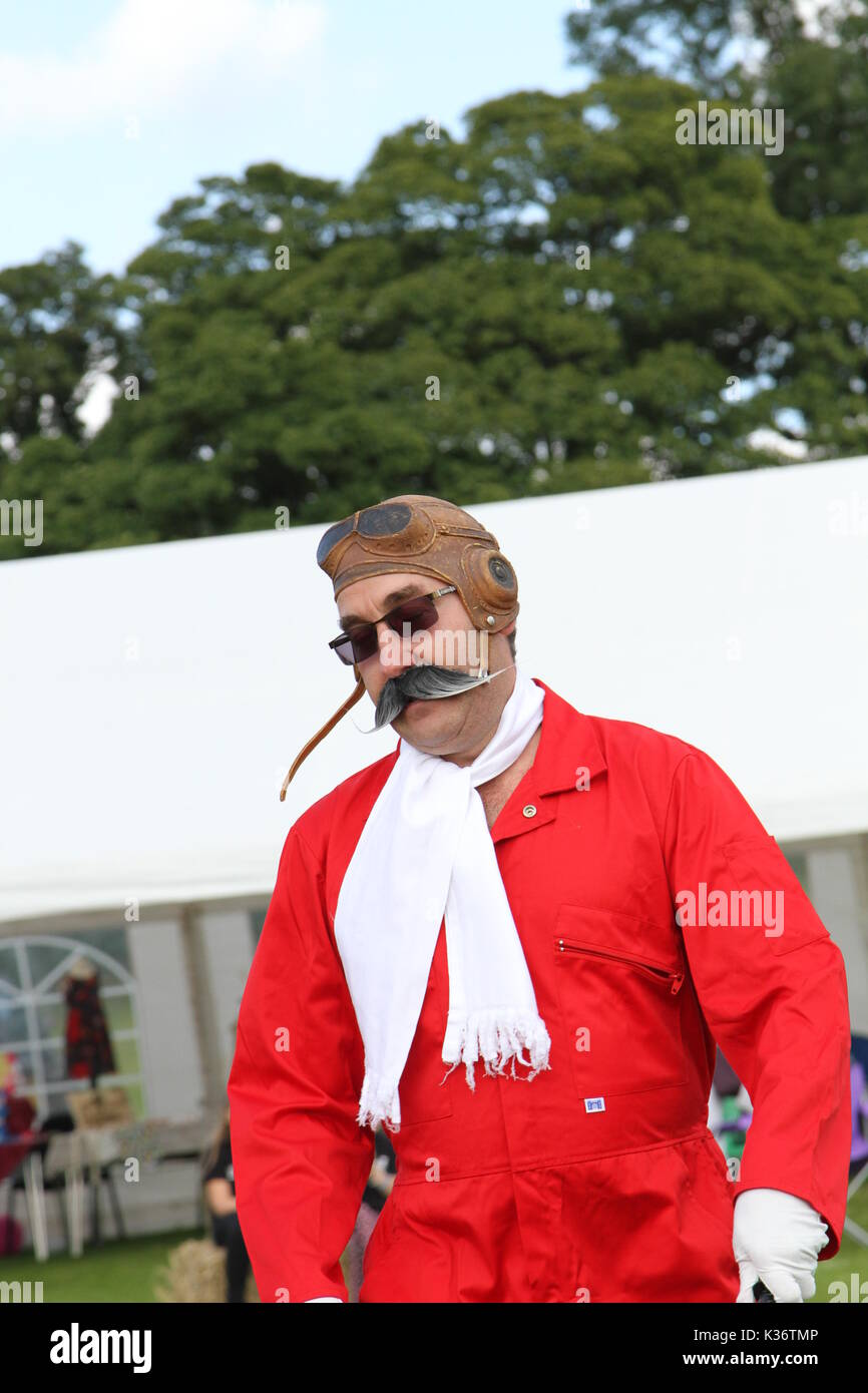 Team led by martin withers ex vulcan pilot hi-res stock photography and ...