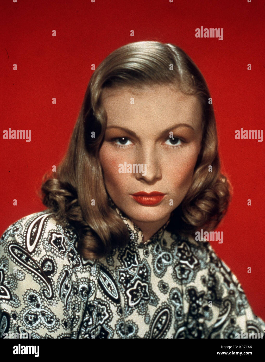 Veronica lake hi-res stock photography and images - Alamy