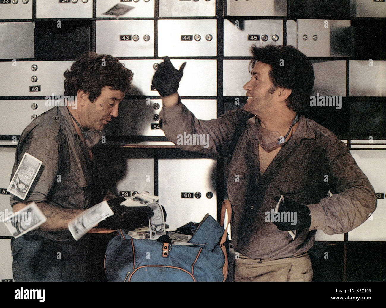 LOOPHOLE ALBERT FINNEY, MARTIN SHEEN SAFE DEPOSIT BOX Date: 1980 Stock ...