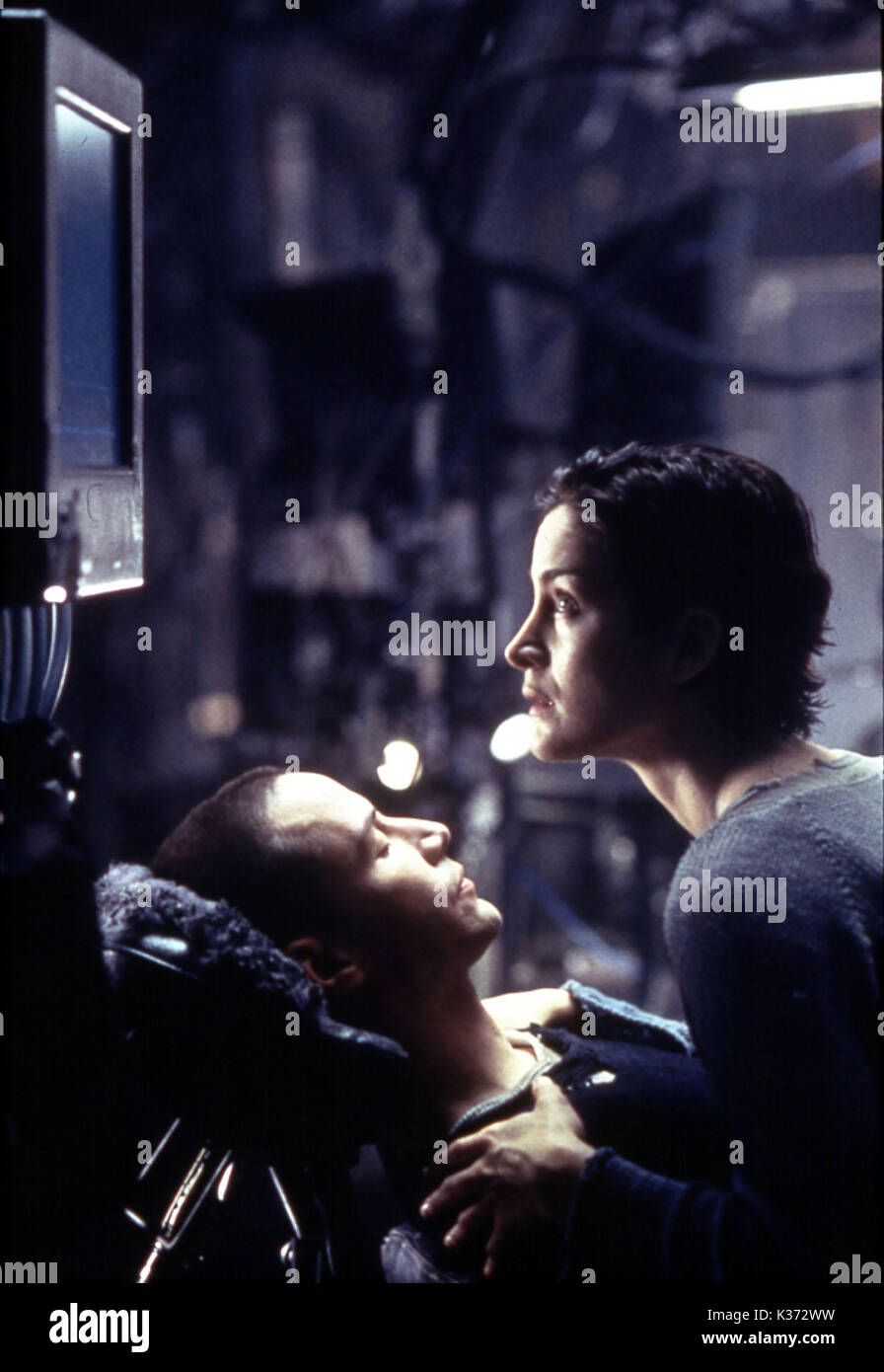 Keanu reeves carrie anne moss hi-res stock photography and images - Alamy