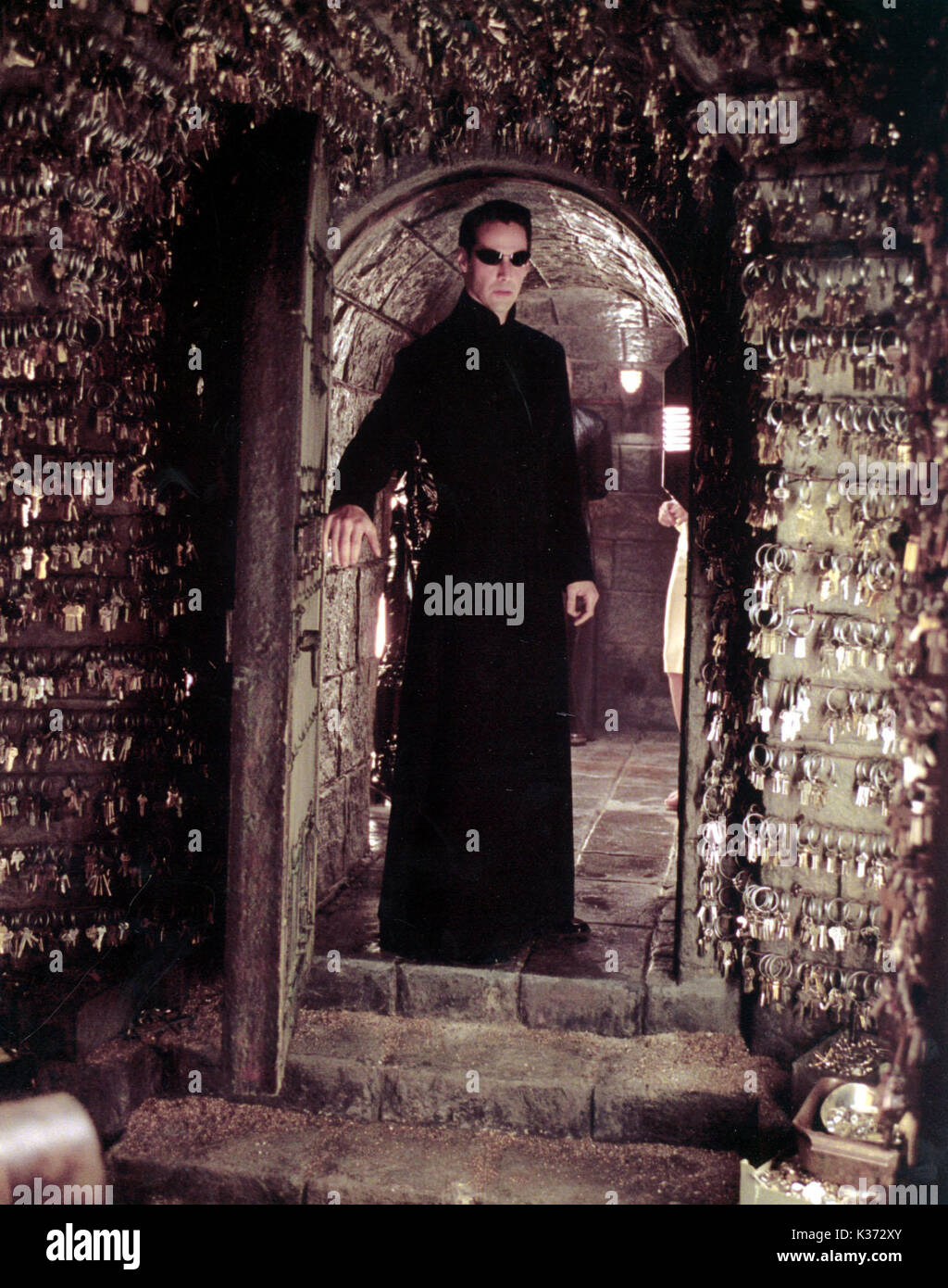 THE MATRIX RELOADED KEANU REEVES A WARNER BROS FILM Date: 2003 Stock ...