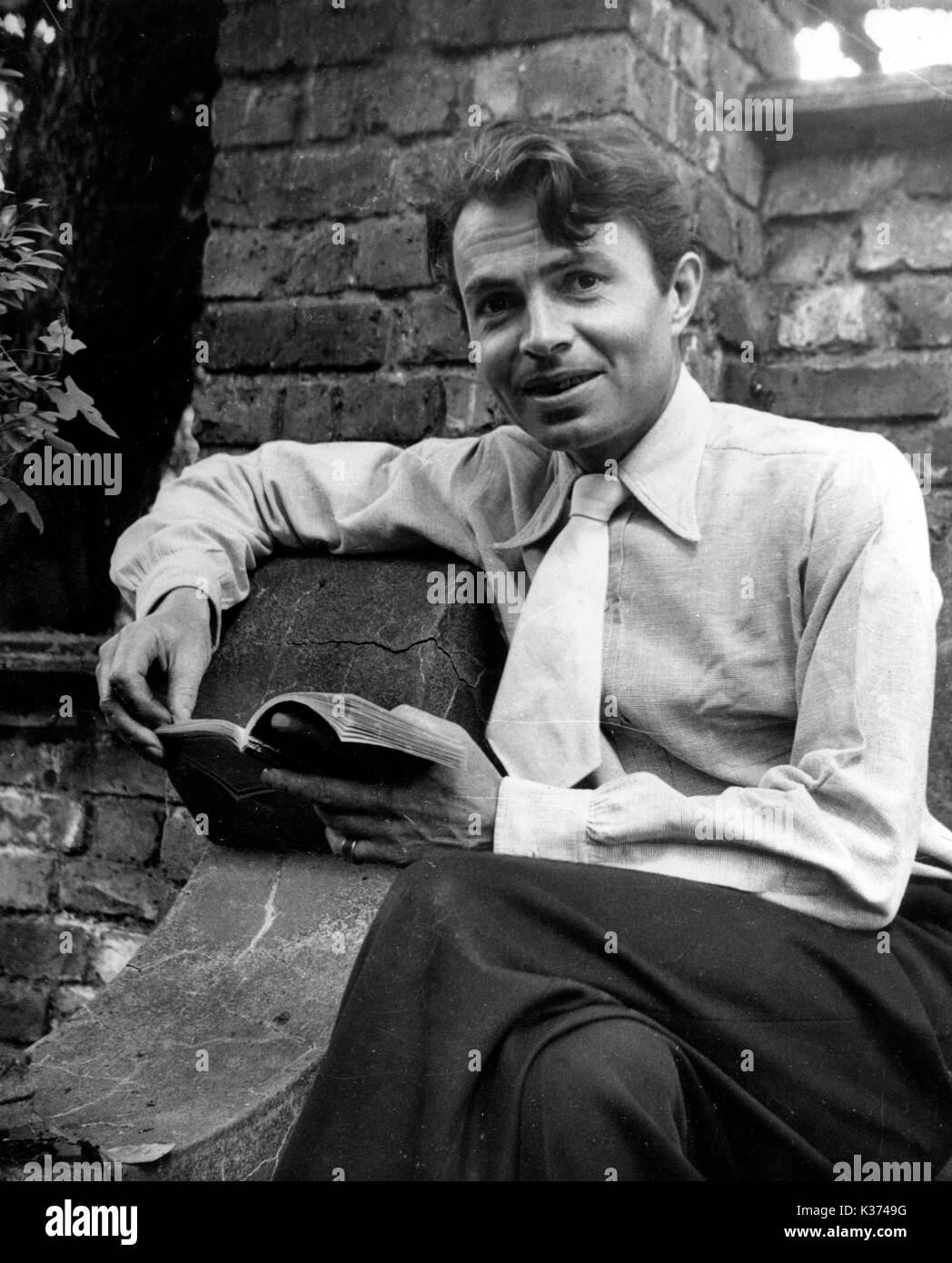 James mason hi-res stock photography and images - Alamy