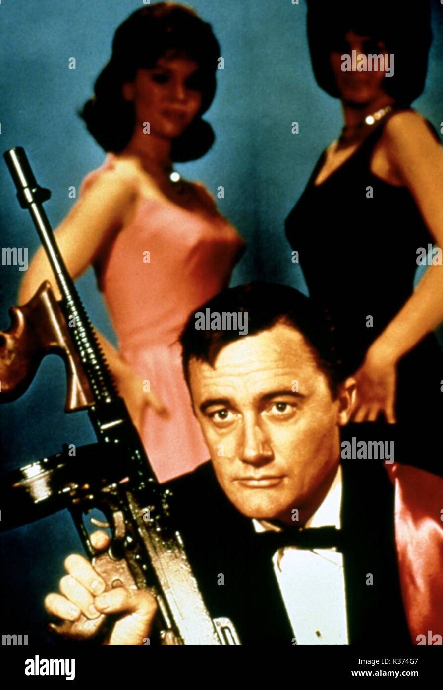 THE MAN FROM U.N.C.L.E. aka THE MAN FROM UNCLE ROBERT VAUGHN as Napoleon Solo THE MAN FROM U.N.C ...