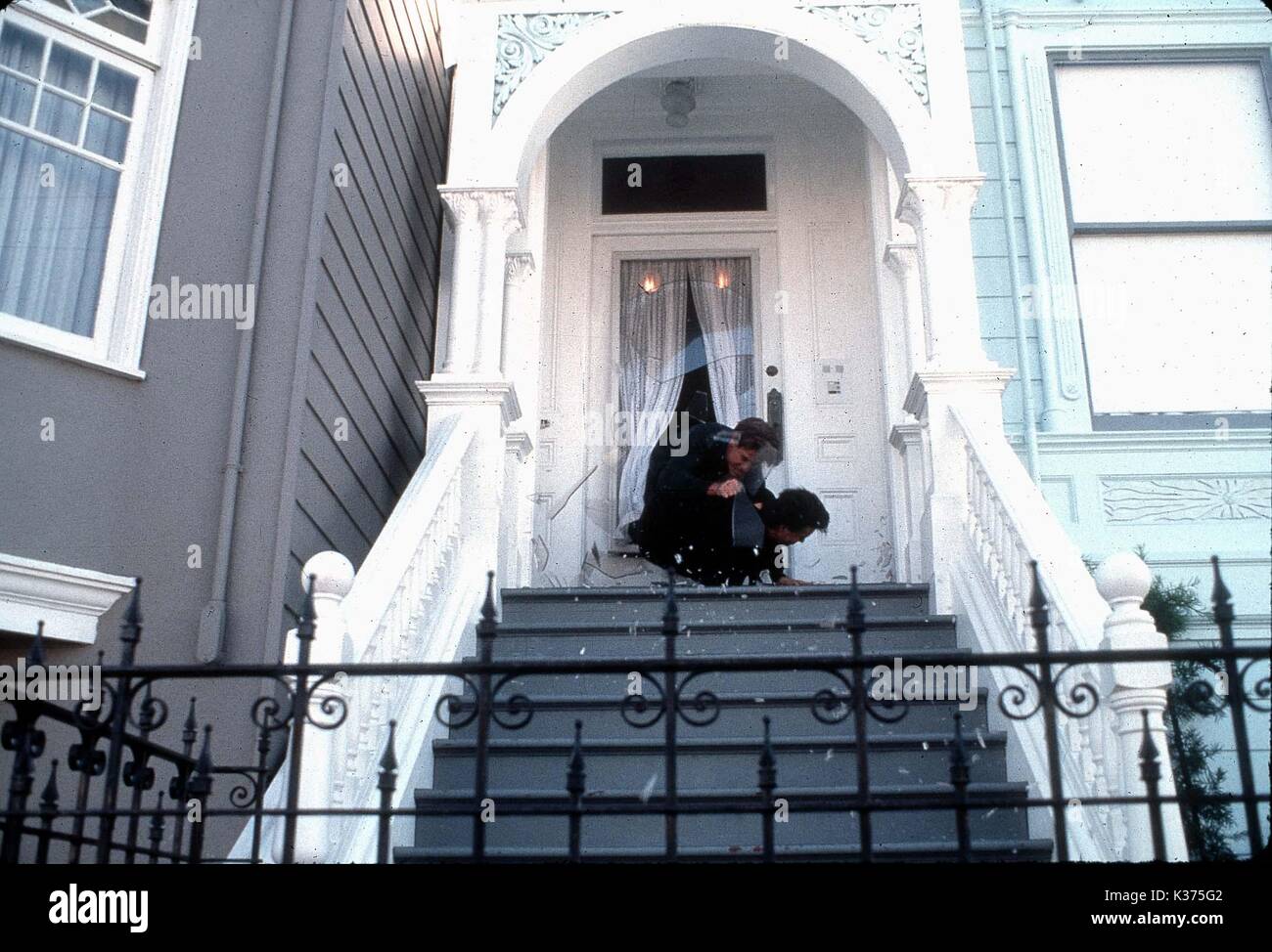 PACIFIC HEIGHTS MATTHEW MODINE, MICHAEL KEATON Date: 1990 Stock Photo - Alamy