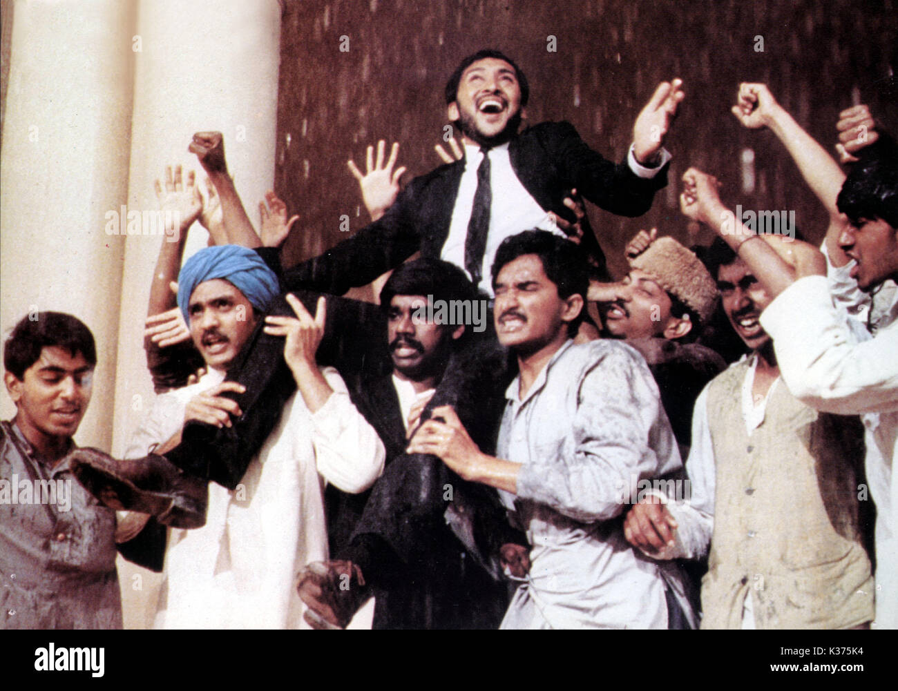 A PASSAGE TO INDIA EMI FILMS VICTOR BANERJEE carried Date: 1984 Stock ...