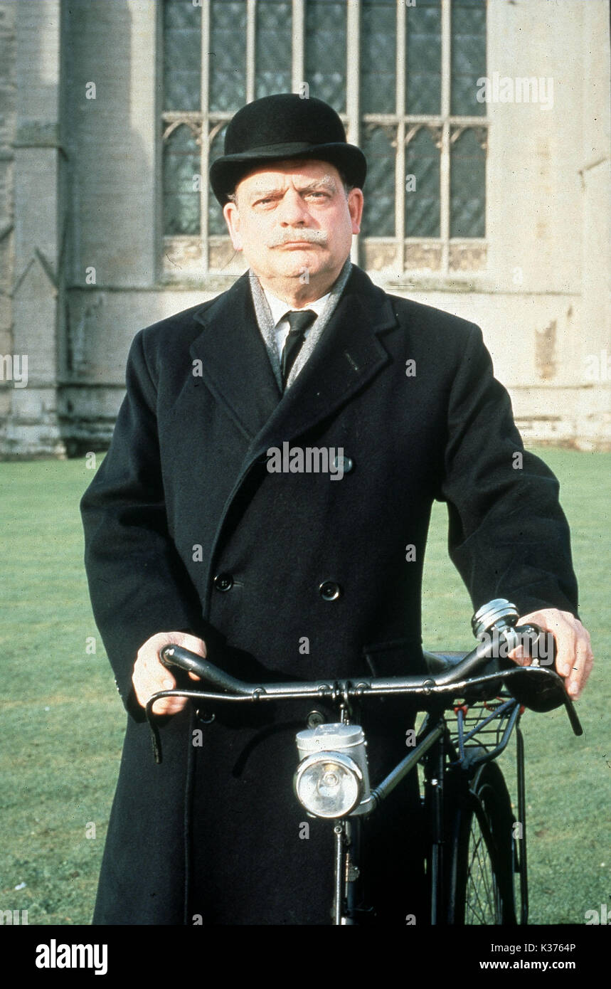 PORTERHOUSE BLUE CHANNEL 4 DAVID JASON as SKULLION Date: 1987 Stock ...