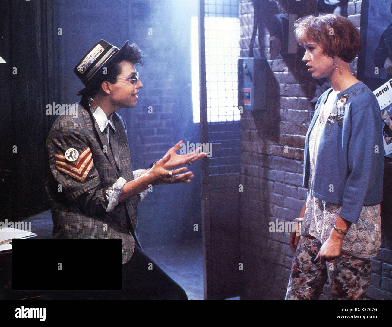 Molly Ringwald And Jon Cryer