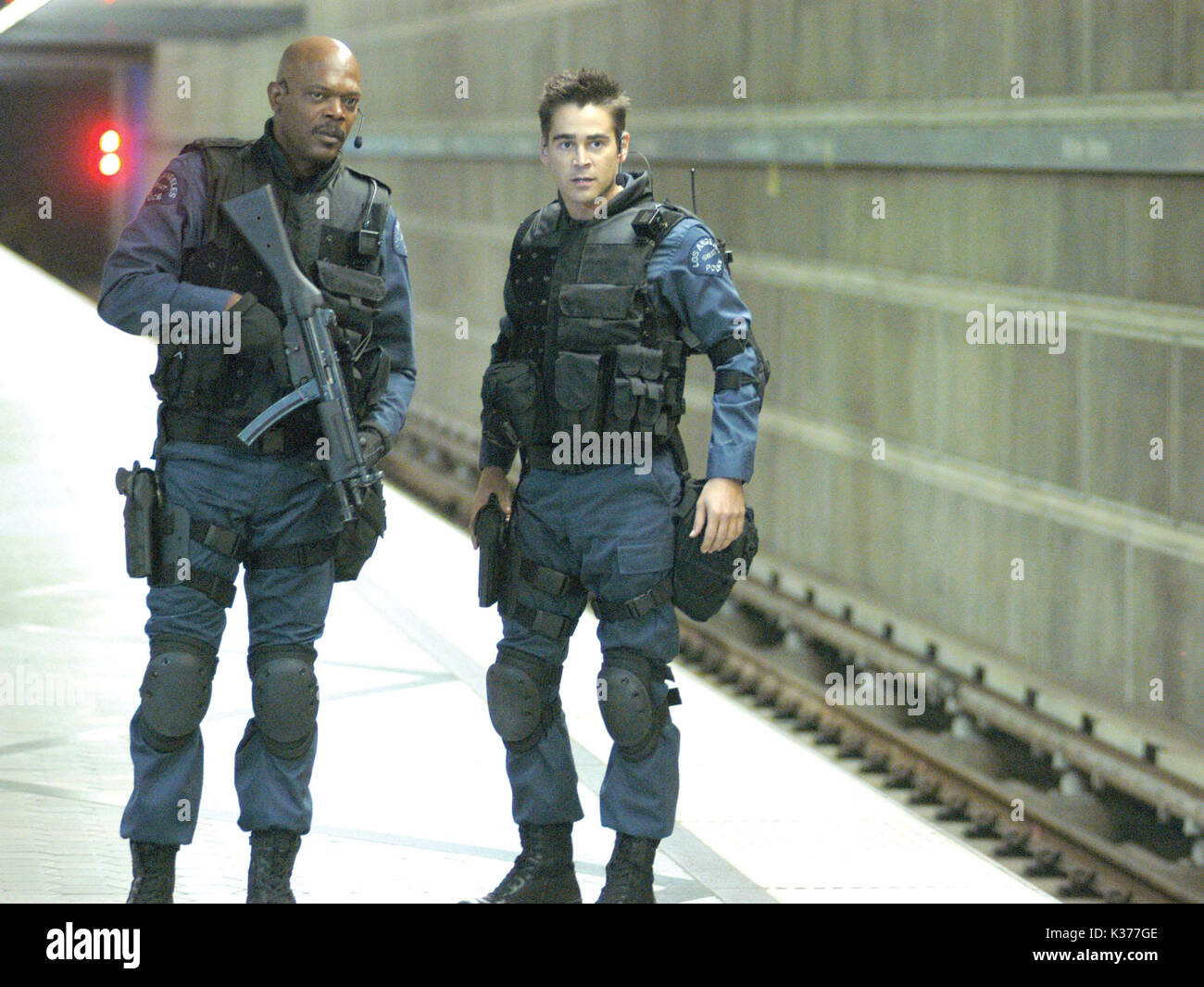 S.W.A.T. COPYRIGHT: COLUMBIA TRISTAR SAMUEL L. JACKSON, COLIN FARRELL S ...