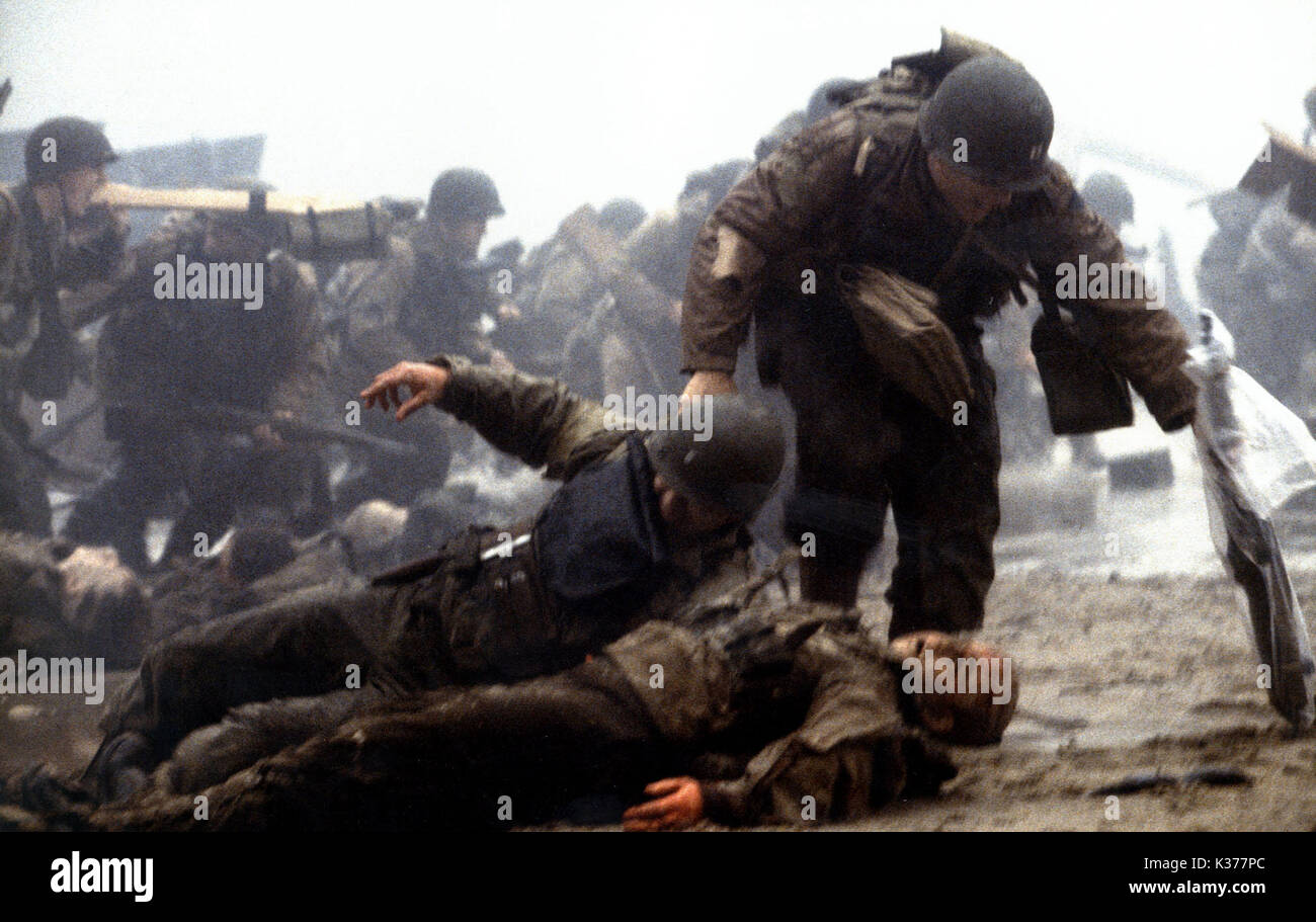 Saving private ryan 1998 hi-res stock photography and images - Alamy