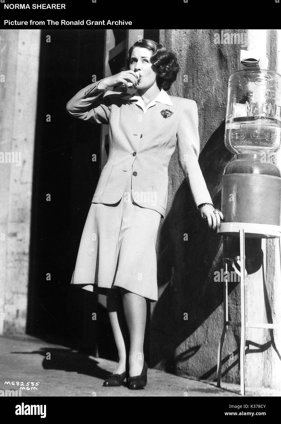 Shearer Black and White Stock Photos & Images - Alamy