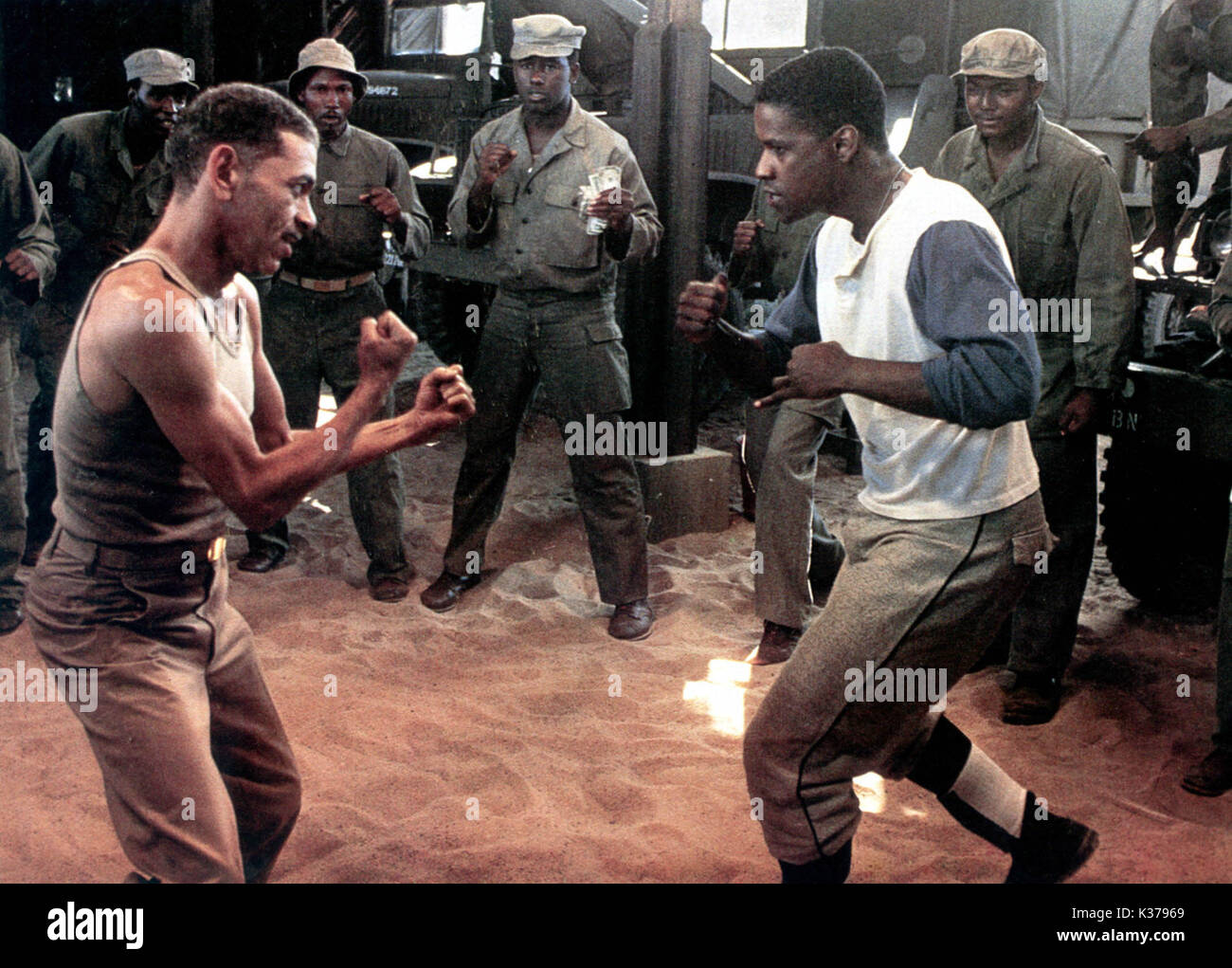 A SOLDIER'S STORY [US 1984] ADOLPHE CAESAR, DENZEL WASHINGTON Date ...