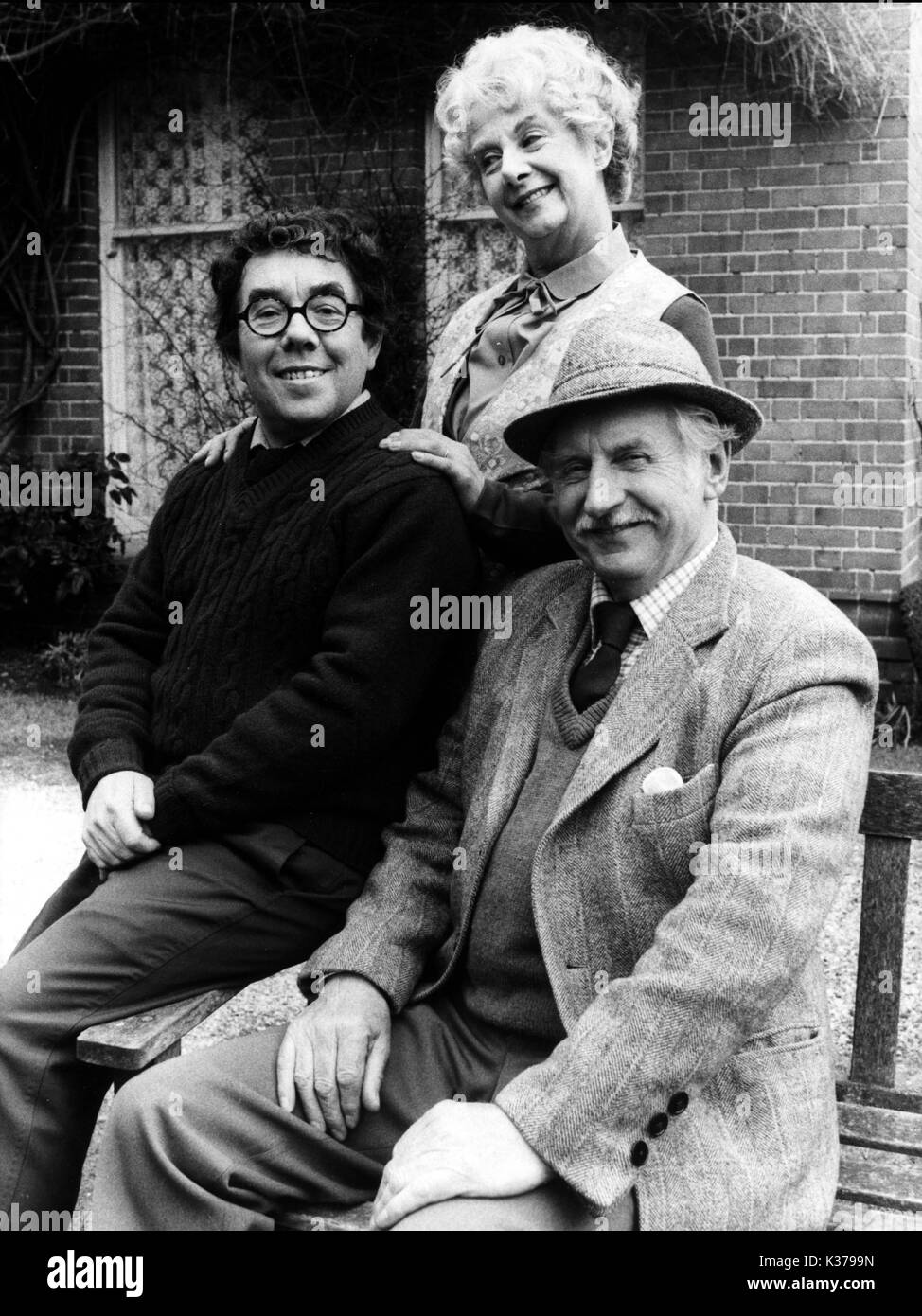 SORRY! RONNIE CORBETT, BARBARA LOTT, WILLIAM MOORE Stock Photo - Alamy