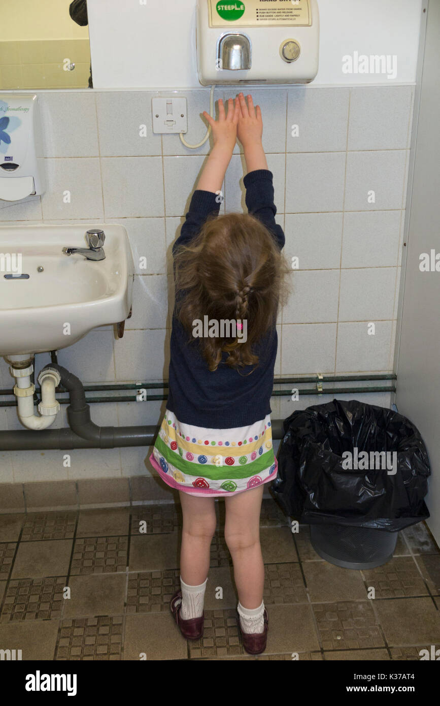 Girl In Toilet Stock Photos & Girl In Toilet Stock Images - Alamy
